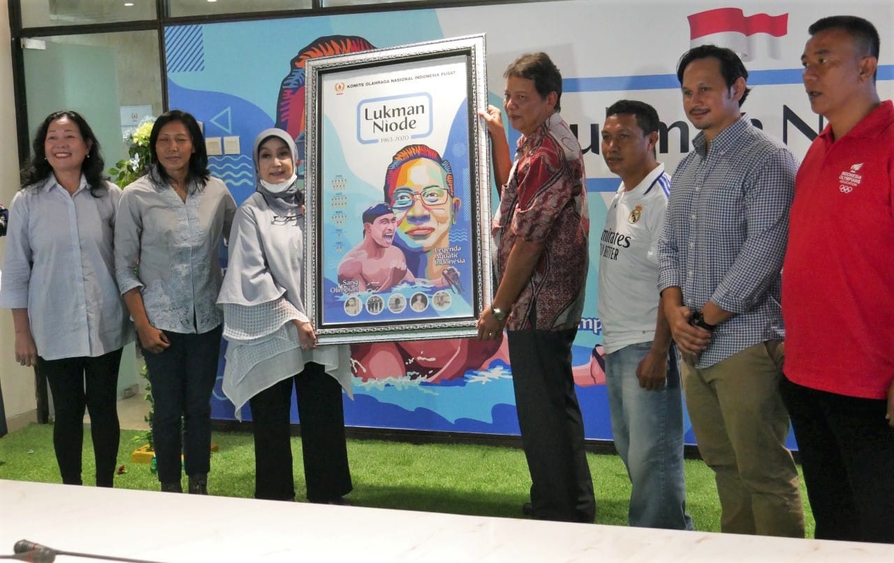Legenda Lukman Niode Diabadikan menjadi Nama Ruang Rapat Utama KONI ...