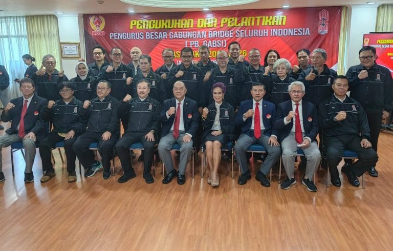 Ketum KONI Pusat Melantik dan Mengukuhkan Syarif Bastaman sebagai Ketum ...